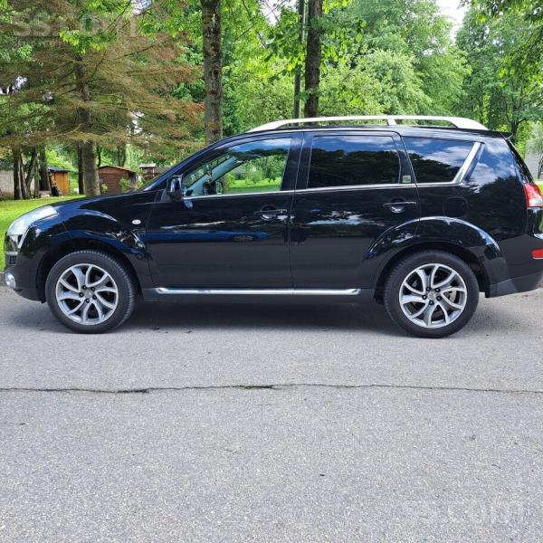 Melns Citroen C-Crosser 2008 Rēzekne, ar dzinēja tilpumu 2.20 L un nobraukumu 0 tūkst. km par 4650 €, foto 7 vietnē AUTOMOTO.COM.LV