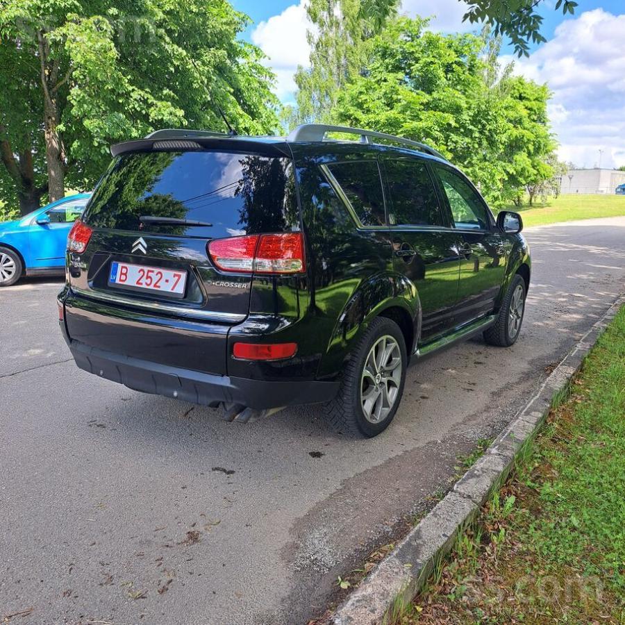 Black Citroen C-Crosser 2008 in Rezekne, with an engine capacity of 2.20 L and mileage of 0 thousand km for 4650 €, photo 5 on AUTOMOTO.COM.LV