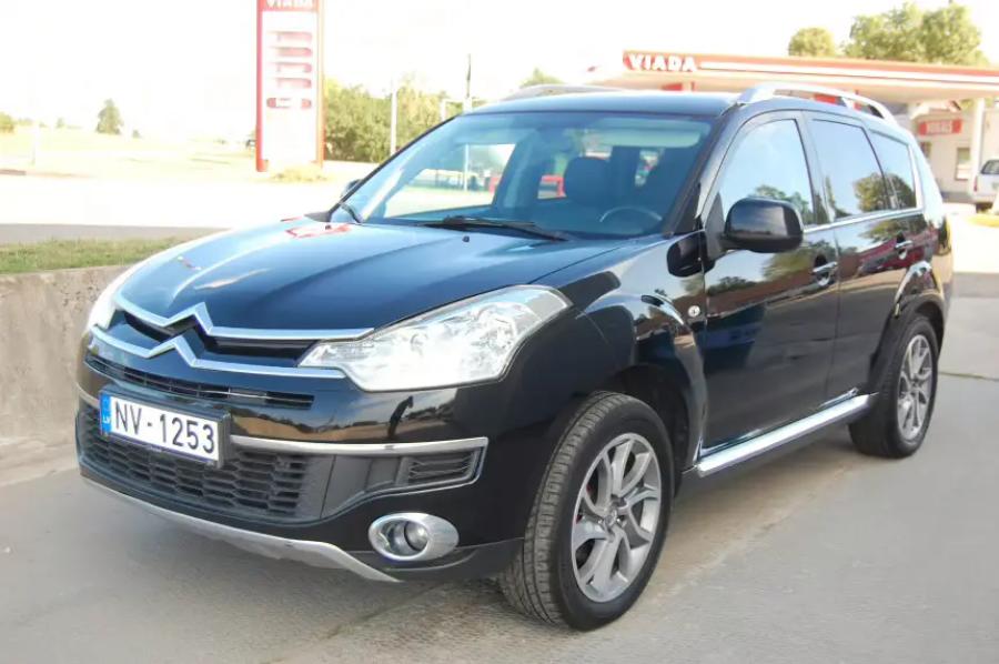Melns Citroen C-Crosser 2008 Jēkabpils, ar dzinēja tilpumu 2.20 L un nobraukumu 261 tūkst. km par 5850 €, foto 4 vietnē AUTOMOTO.COM.LV