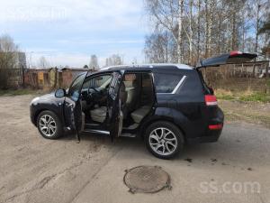 Black Citroen C-Crosser 2008 in Jelgava, with an engine capacity of 2.20 L and mileage of 291 thousand km for 3600 €, photo  on AUTOMOTO.COM.LV