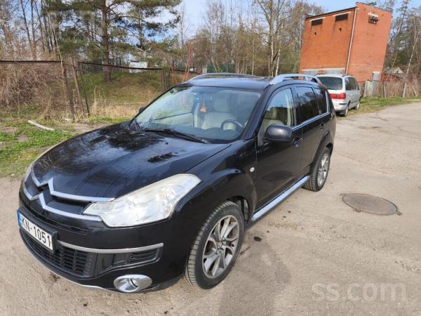 Melns Citroen C-Crosser 2008 Jelgava, ar dzinēja tilpumu 2.20 L un nobraukumu 291 tūkst. km par 3600 €, foto 3 vietnē AUTOMOTO.COM.LV