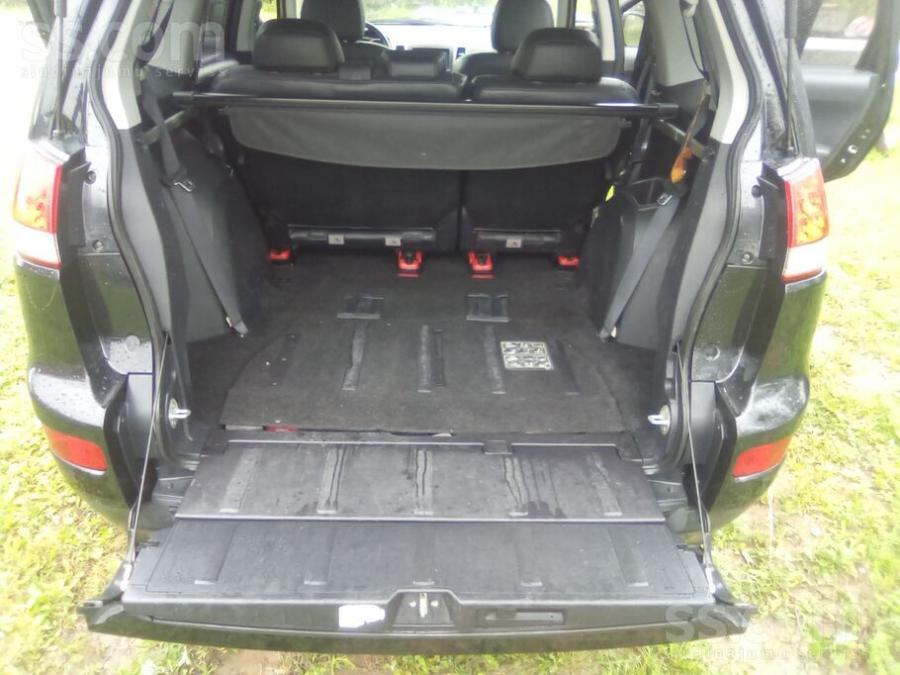 Black Citroen C-Crosser 2008 in Cesis, with an engine capacity of 2.20 L and mileage of 273 thousand km for 3450 €, photo 12 on AUTOMOTO.COM.LV