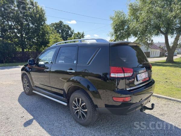 Melns Citroen C-Crosser 2008 Ventspils, ar dzinēja tilpumu 2.20 L un nobraukumu 307 tūkst. km par 3990 €, foto 8 vietnē AUTOMOTO.COM.LV