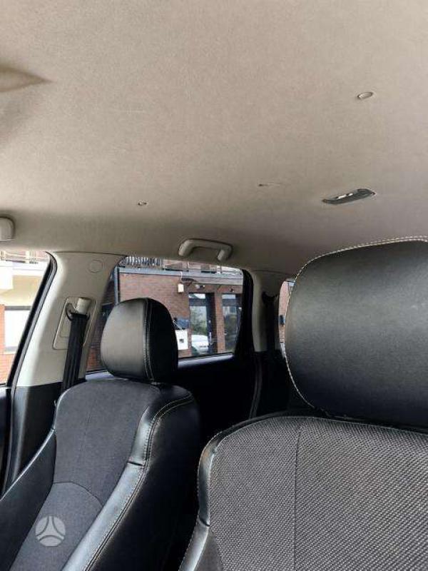 Melns Citroen C-Crosser 2008 Viļņa, ar dzinēja tilpumu 2.18 L un nobraukumu 272 tūkst. km par 3500 €, foto 8 vietnē AUTOMOTO.COM.LV