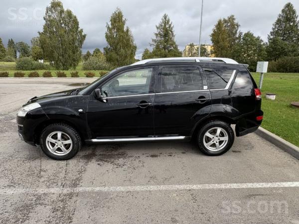 Melns Citroen C-Crosser 2008 Aizkraukle, ar dzinēja tilpumu 2.20 L un nobraukumu 461 tūkst. km par 2700 €, foto 3 vietnē AUTOMOTO.COM.LV