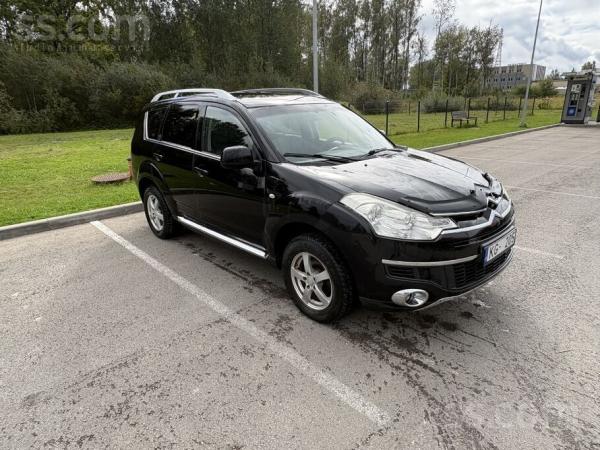 Melns Citroen C-Crosser 2008 Aizkraukle, ar dzinēja tilpumu 2.20 L un nobraukumu 461 tūkst. km par 2700 €, foto 8 vietnē AUTOMOTO.COM.LV