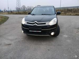 Melns Citroen C-Crosser 2009 Marijampole, ar dzinēja tilpumu 2.20 L un nobraukumu 241 tūkst. km par 3699 €, foto 3 vietnē AUTOMOTO.COM.LV