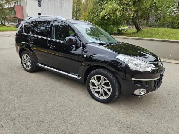 Melns Citroen C-Crosser 2009 Jēkabpils, ar dzinēja tilpumu 2.20 L un nobraukumu 187 tūkst. km par 5850 €, foto 4 vietnē AUTOMOTO.COM.LV