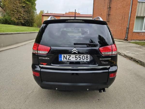 Melns Citroen C-Crosser 2009 Jēkabpils, ar dzinēja tilpumu 2.20 L un nobraukumu 187 tūkst. km par 5850 €, foto 8 vietnē AUTOMOTO.COM.LV