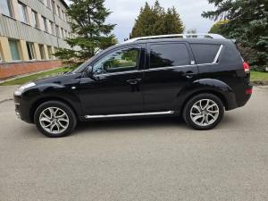 Black Citroen C-Crosser 2009 in Jekabpils, with an engine capacity of 2.20 L and mileage of 187 thousand km for 5850 €, photo 12 on AUTOMOTO.COM.LV