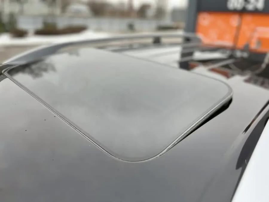 Melns Citroen C-Crosser 2009 Jēkabpils, ar dzinēja tilpumu 2.20 L un nobraukumu 254 tūkst. km par 5990 €, foto 14 vietnē AUTOMOTO.COM.LV