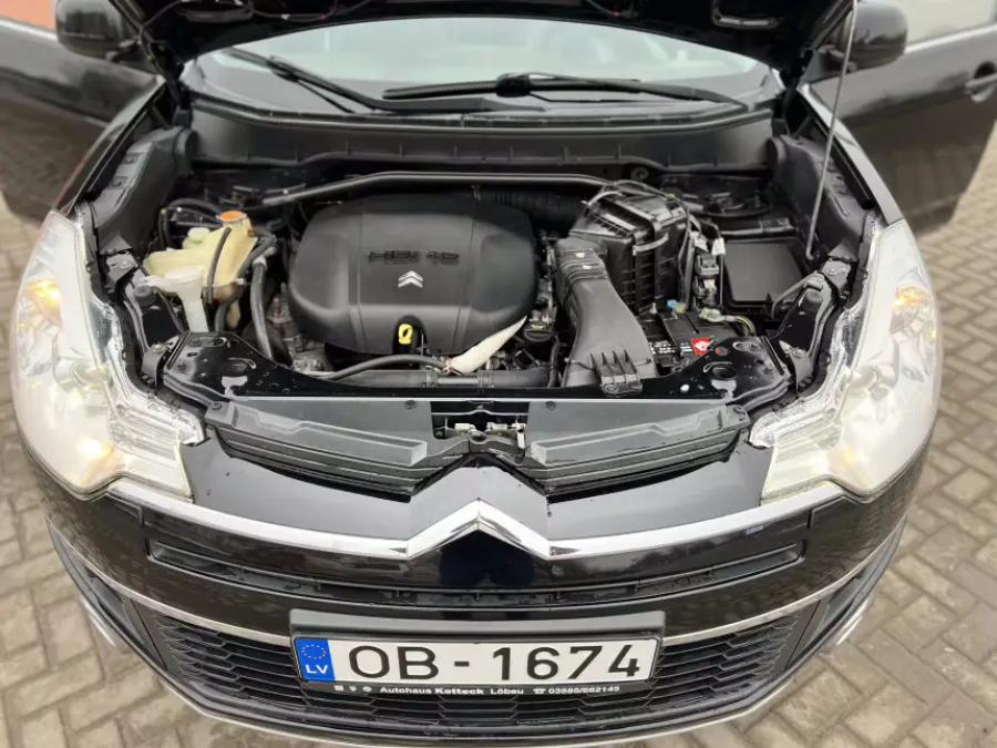 Melns Citroen C-Crosser 2009 Jēkabpils, ar dzinēja tilpumu 2.20 L un nobraukumu 254 tūkst. km par 5990 €, foto 16 vietnē AUTOMOTO.COM.LV