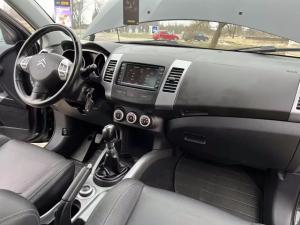 Melns Citroen C-Crosser 2009 Jēkabpils, ar dzinēja tilpumu 2.20 L un nobraukumu 254 tūkst. km par 5990 €, foto 23 vietnē AUTOMOTO.COM.LV