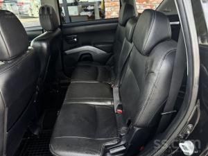 Melns Citroen C-Crosser 2009 Talsi, ar dzinēja tilpumu 2.20 L un nobraukumu 310 tūkst. km par 3900 €, foto 16 vietnē AUTOMOTO.COM.LV