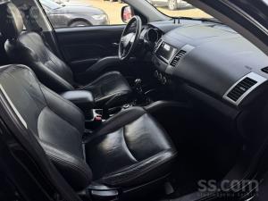 Melns Citroen C-Crosser 2009 Talsi, ar dzinēja tilpumu 2.20 L un nobraukumu 310 tūkst. km par 3900 €, foto 20 vietnē AUTOMOTO.COM.LV