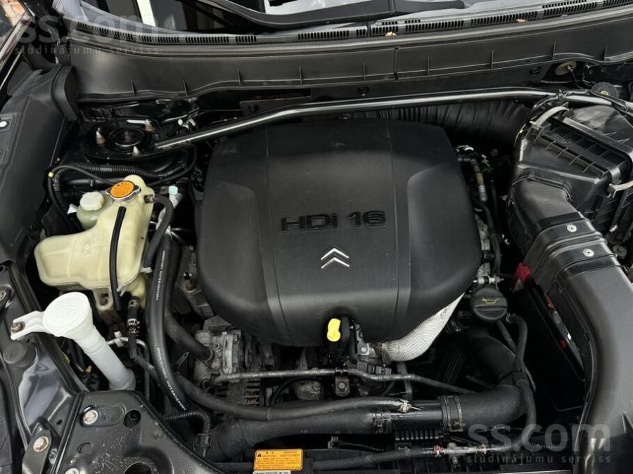 Melns Citroen C-Crosser 2009 Talsi, ar dzinēja tilpumu 2.20 L un nobraukumu 310 tūkst. km par 3900 €, foto 21 vietnē AUTOMOTO.COM.LV