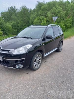 Melns Citroen C-Crosser 2010 Daugavpils, ar dzinēja tilpumu 2.20 L un nobraukumu 278 tūkst. km par 4200 €, foto 3 vietnē AUTOMOTO.COM.LV