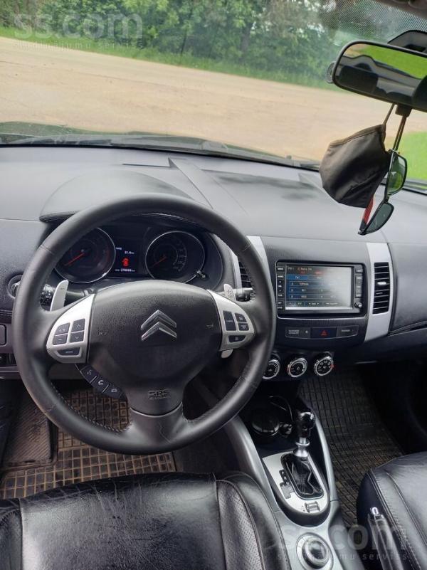 Melns Citroen C-Crosser 2010 Daugavpils, ar dzinēja tilpumu 2.20 L un nobraukumu 278 tūkst. km par 4200 €, foto 7 vietnē AUTOMOTO.COM.LV