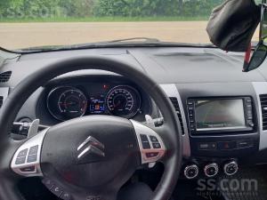 Melns Citroen C-Crosser 2010 Daugavpils, ar dzinēja tilpumu 2.20 L un nobraukumu 278 tūkst. km par 4200 €, foto 8 vietnē AUTOMOTO.COM.LV