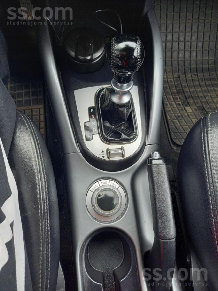 Melns Citroen C-Crosser 2010 Daugavpils, ar dzinēja tilpumu 2.20 L un nobraukumu 278 tūkst. km par 4200 €, foto 9 vietnē AUTOMOTO.COM.LV