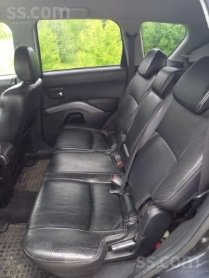 Melns Citroen C-Crosser 2010 Daugavpils, ar dzinēja tilpumu 2.20 L un nobraukumu 278 tūkst. km par 4200 €, foto 12 vietnē AUTOMOTO.COM.LV