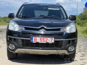 Melns Citroen C-Crosser 2010 Rēzekne, ar dzinēja tilpumu 2.20 L un nobraukumu 221 tūkst. km par 3650 €, foto  vietnē AUTOMOTO.COM.LV