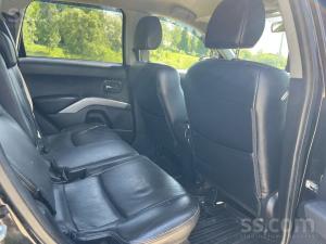 Melns Citroen C-Crosser 2010 Rēzekne, ar dzinēja tilpumu 2.20 L un nobraukumu 221 tūkst. km par 3650 €, foto 10 vietnē AUTOMOTO.COM.LV