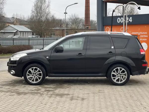 Melns Citroen C-Crosser 2010 Jēkabpils, ar dzinēja tilpumu 2.20 L un nobraukumu 270 tūkst. km par 6350 €, foto 10 vietnē AUTOMOTO.COM.LV