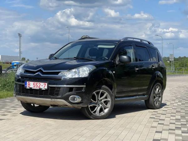 Black Citroen C-Crosser 2010 in Rezekne, with an engine capacity of 2.20 L and mileage of 221 thousand km for 3650 €, photo 2 on AUTOMOTO.COM.LV