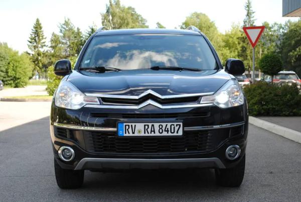 Melns Citroen C-Crosser 2010 Rīga, ar dzinēja tilpumu 2.20 L un nobraukumu 220 tūkst. km par 5990 €, foto 6 vietnē AUTOMOTO.COM.LV