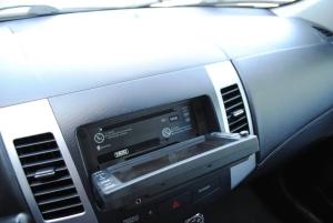 Melns Citroen C-Crosser 2010 Rīga, ar dzinēja tilpumu 2.20 L un nobraukumu 220 tūkst. km par 5990 €, foto 29 vietnē AUTOMOTO.COM.LV