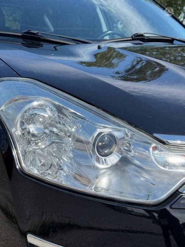 Black Citroen C-Crosser 2010 in Kaunas, with an engine capacity of 2.18 L and mileage of 252 thousand km for 3600 €, photo 4 on AUTOMOTO.COM.LV