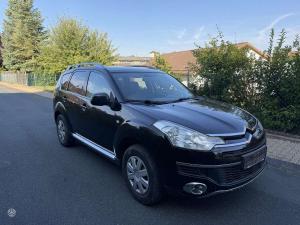 Black Citroen C-Crosser 2010 in Klaipeda, with an engine capacity of 2.18 L and mileage of 291 thousand km for 2350 €, photo 4 on AUTOMOTO.COM.LV