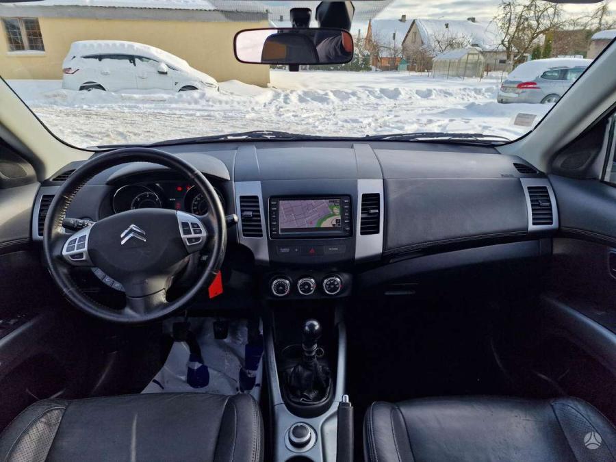 Melns Citroen C-Crosser 2011 Tauragė, ar dzinēja tilpumu 2.18 L un nobraukumu 300 tūkst. km par 3900 €, foto 16 vietnē AUTOMOTO.COM.LV
