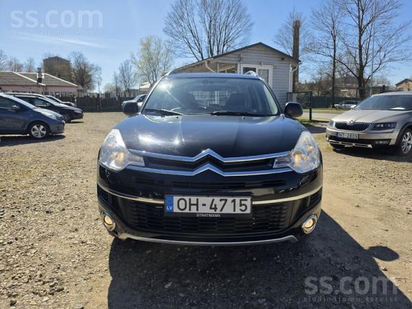 Melns Citroen C-Crosser 2011 Rēzekne, ar dzinēja tilpumu 2.20 L un nobraukumu 0 tūkst. km par 6200 €, foto 7 vietnē AUTOMOTO.COM.LV