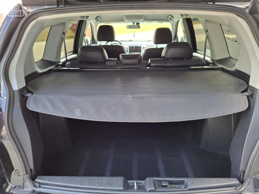 Black Citroen C-Crosser 2011 in Siauliai, with an engine capacity of 2.20 L and mileage of 268 thousand km for 5300 €, photo 23 on AUTOMOTO.COM.LV