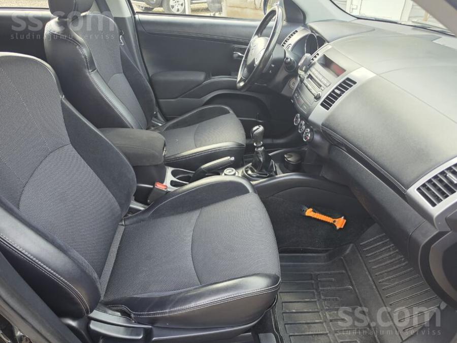 Melns Citroen C-Crosser 2011 Rēzekne, ar dzinēja tilpumu 2.20 L un nobraukumu 0 tūkst. km par 6000 €, foto 10 vietnē AUTOMOTO.COM.LV