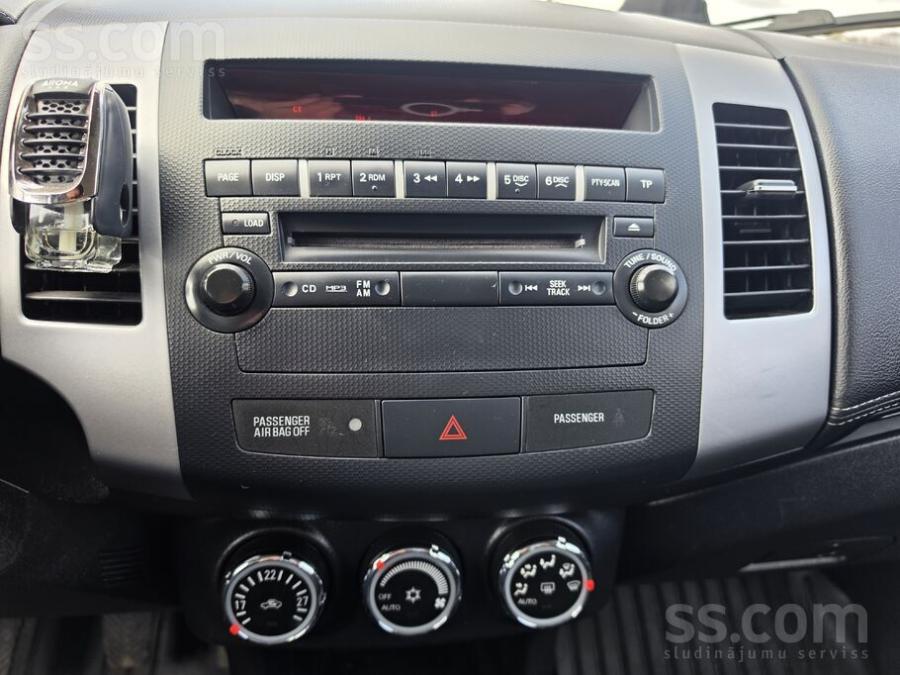 Melns Citroen C-Crosser 2011 Rēzekne, ar dzinēja tilpumu 2.20 L un nobraukumu 0 tūkst. km par 6000 €, foto 17 vietnē AUTOMOTO.COM.LV