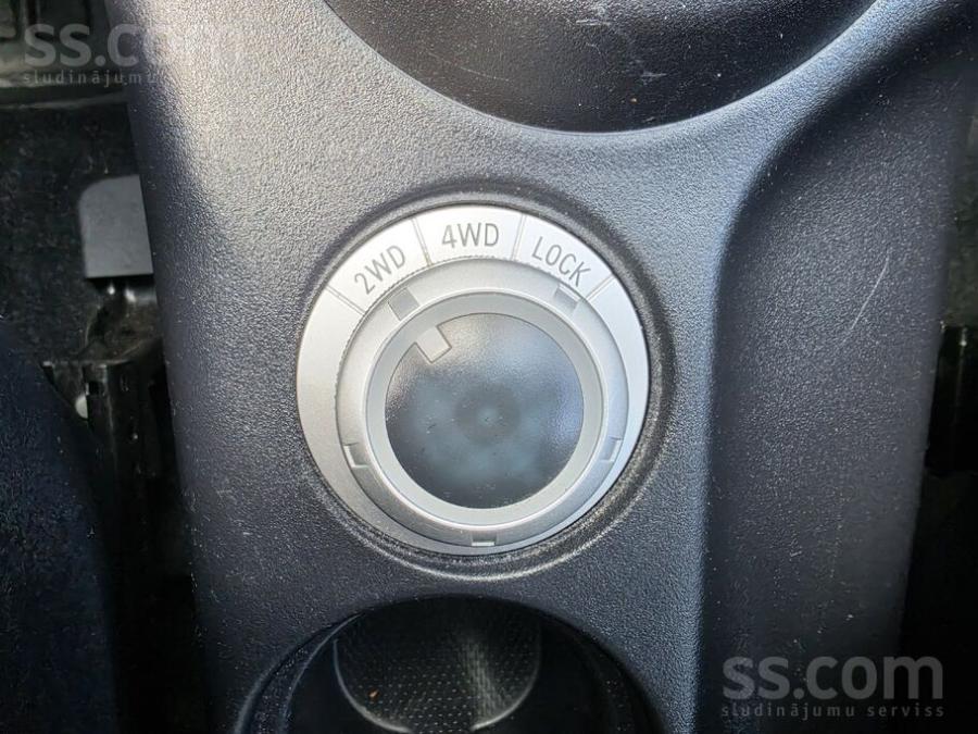 Melns Citroen C-Crosser 2011 Rēzekne, ar dzinēja tilpumu 2.20 L un nobraukumu 0 tūkst. km par 6000 €, foto 19 vietnē AUTOMOTO.COM.LV
