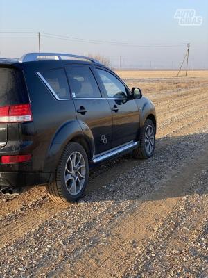 Black Citroen C-Crosser 2012 in Sakiai, with an engine capacity of 2.20 L and mileage of 280 thousand km for 6000 €, photo 8 on AUTOMOTO.COM.LV