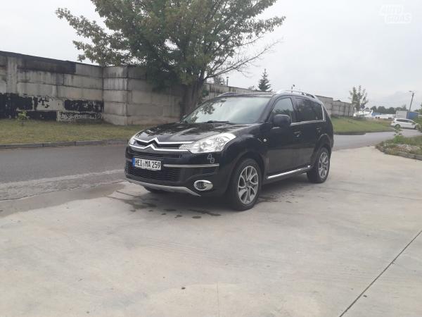 Black Citroen C-Crosser 2012 in Kaunas, with an engine capacity of 2.20 L and mileage of 215 thousand km for 8200 €, photo 1 on AUTOMOTO.COM.LV