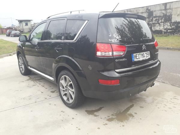 Black Citroen C-Crosser 2012 in Kaunas, with an engine capacity of 2.20 L and mileage of 215 thousand km for 8200 €, photo 10 on AUTOMOTO.COM.LV