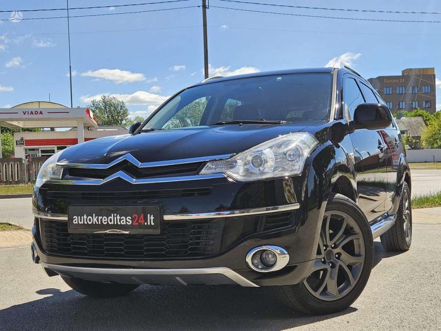 Black Citroen C-Crosser 2010 in Siauliai, with an engine capacity of 2.20 L and mileage of 168 thousand km for 5450 €, photo 1 on AUTOMOTO.COM.LV