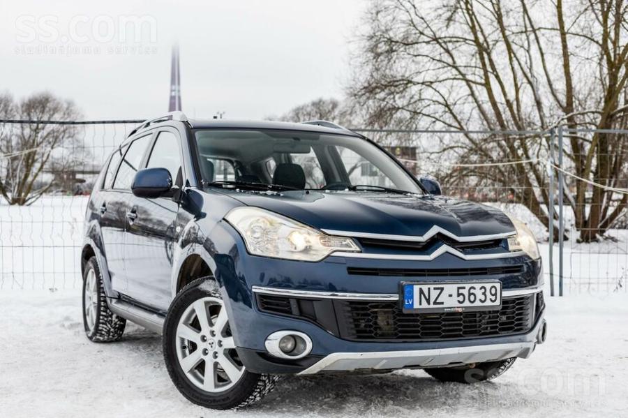 Blue Citroen C-Crosser 2008 in Riga, with an engine capacity of 2.20 L and mileage of 310 thousand km for 4990 €, photo 2 on AUTOMOTO.COM.LV