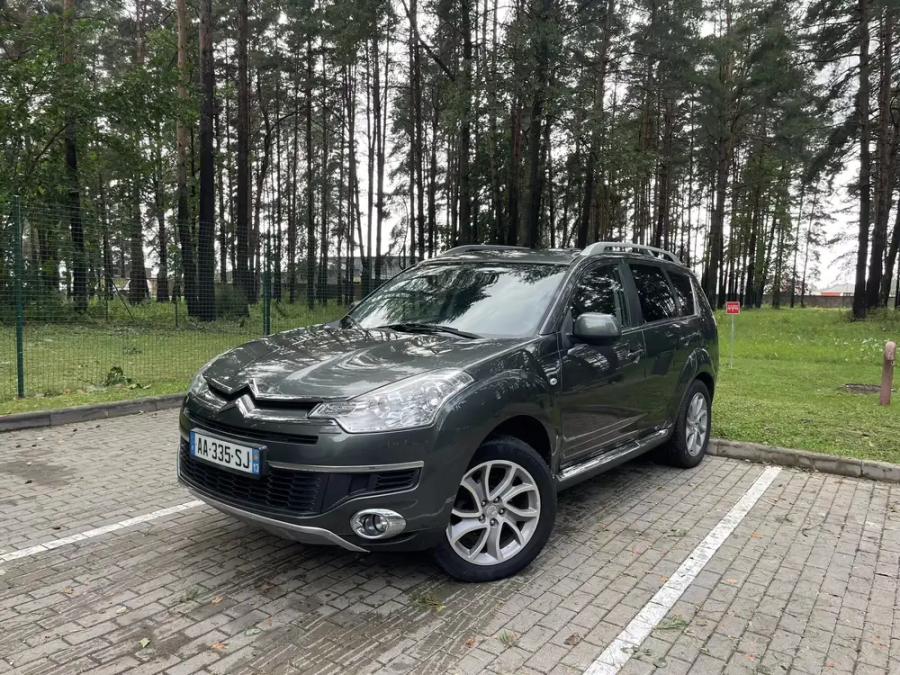 Синий Ситроен С-Кроссер 2009 в Рига, объемом двигателя 2.20 л и пробегом 265 тыс. км за 3000 €, фото 1 на AUTOMOTO.COM.LV