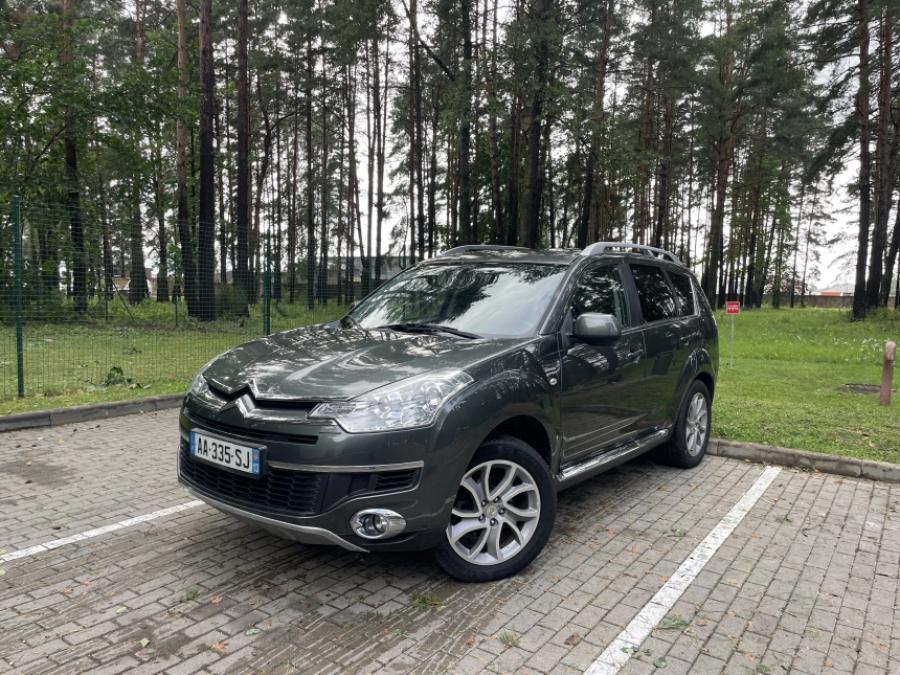 Blue Citroen C-Crosser 2009 in Riga, with an engine capacity of 2.20 L and mileage of 265 thousand km for 4900 €, photo 1 on AUTOMOTO.COM.LV