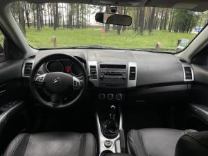 Blue Citroen C-Crosser 2009 in Riga, with an engine capacity of 2.20 L and mileage of 265 thousand km for 4900 €, photo 8 on AUTOMOTO.COM.LV