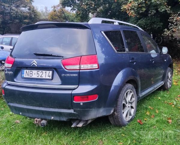 Zils Citroen C-Crosser 2009 Rīga, ar dzinēja tilpumu 2.20 L un nobraukumu 263 tūkst. km par 2500 €, foto 3 vietnē AUTOMOTO.COM.LV
