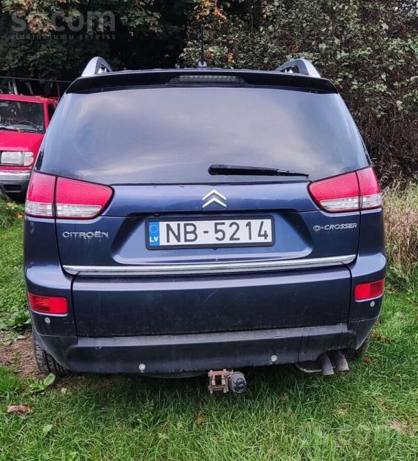 Zils Citroen C-Crosser 2009 Rīga, ar dzinēja tilpumu 2.20 L un nobraukumu 263 tūkst. km par 2500 €, foto 7 vietnē AUTOMOTO.COM.LV