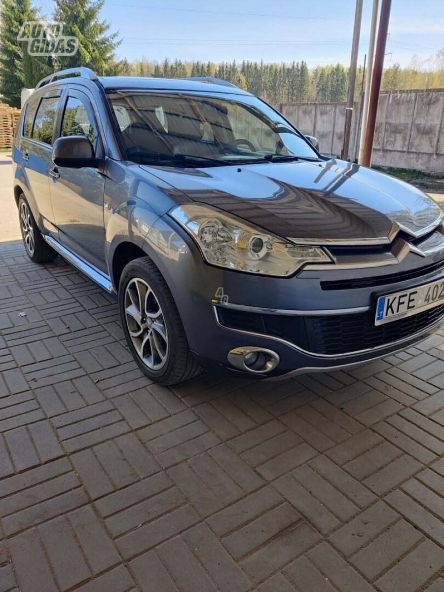 Citroen C-Crosser 2007 in Vilnius, with an engine capacity of 2.20 L and mileage of 240 thousand km for 3700 €, photo 1 on AUTOMOTO.COM.LV